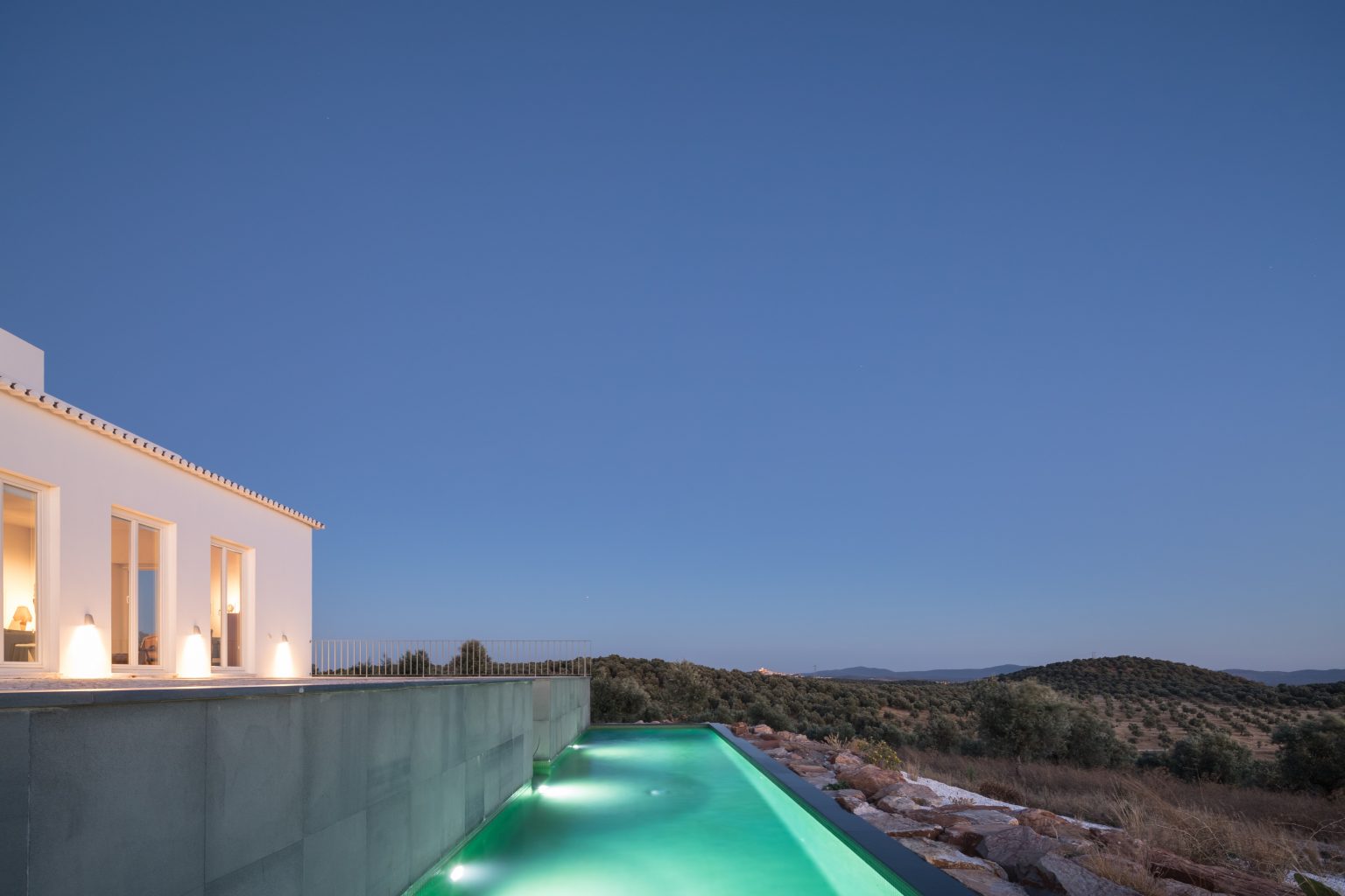 Dreaming of: The Perfect Pools of Portugal - CSQ | C-Suite Quarterly